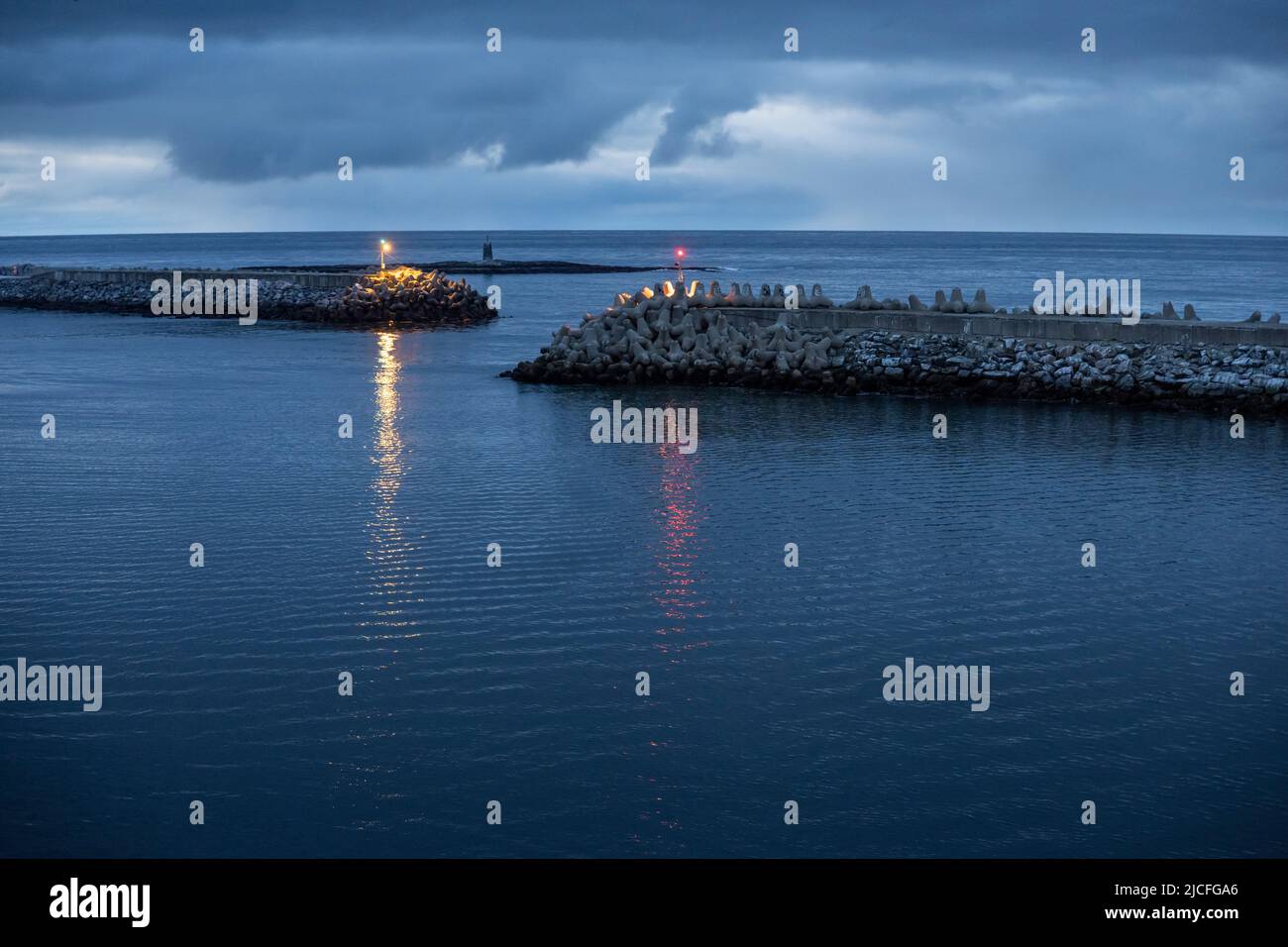 The pier of berlevag hi-res stock photography and images - Alamy