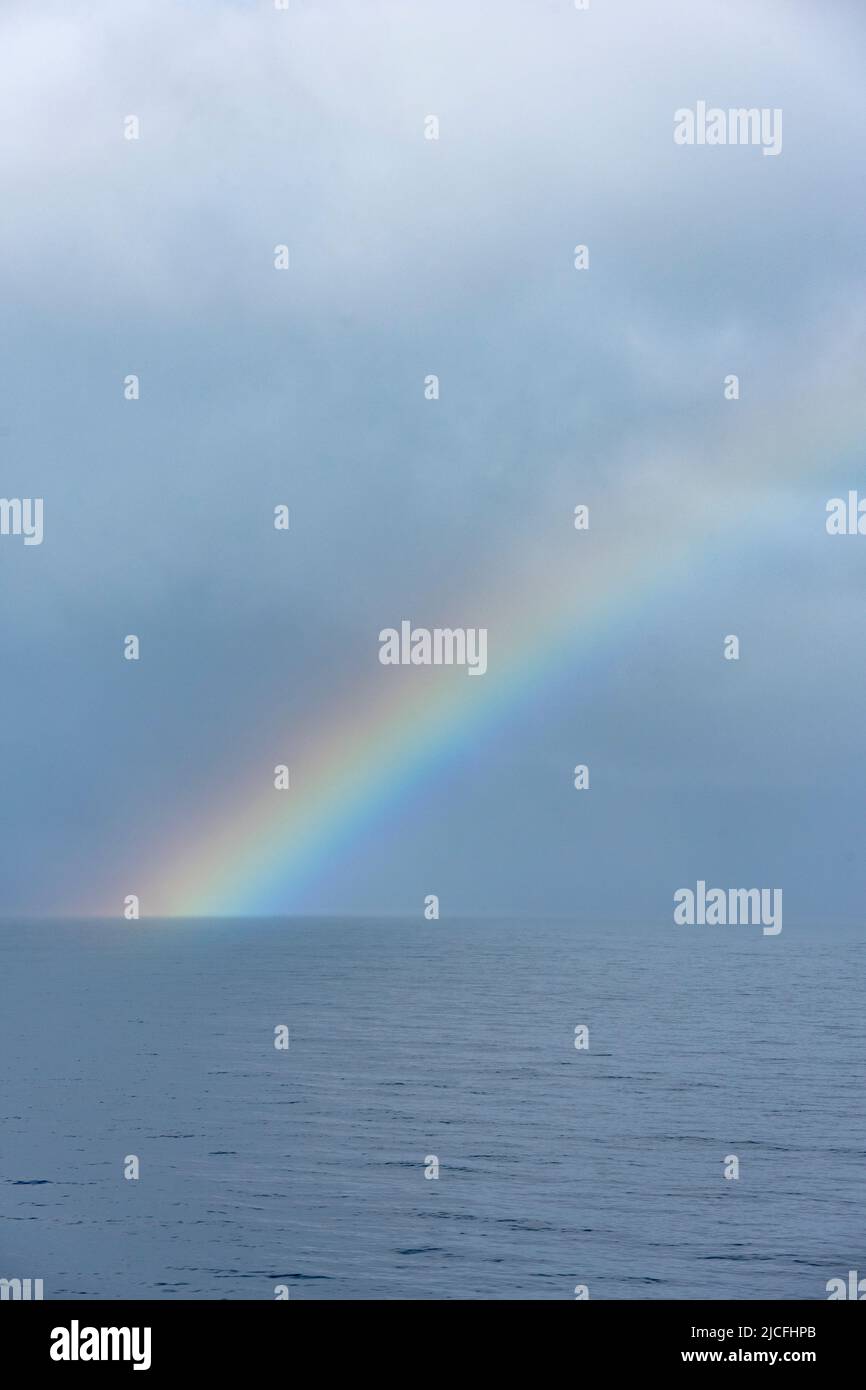Full rainbow sea hi-res stock photography and images - Alamy