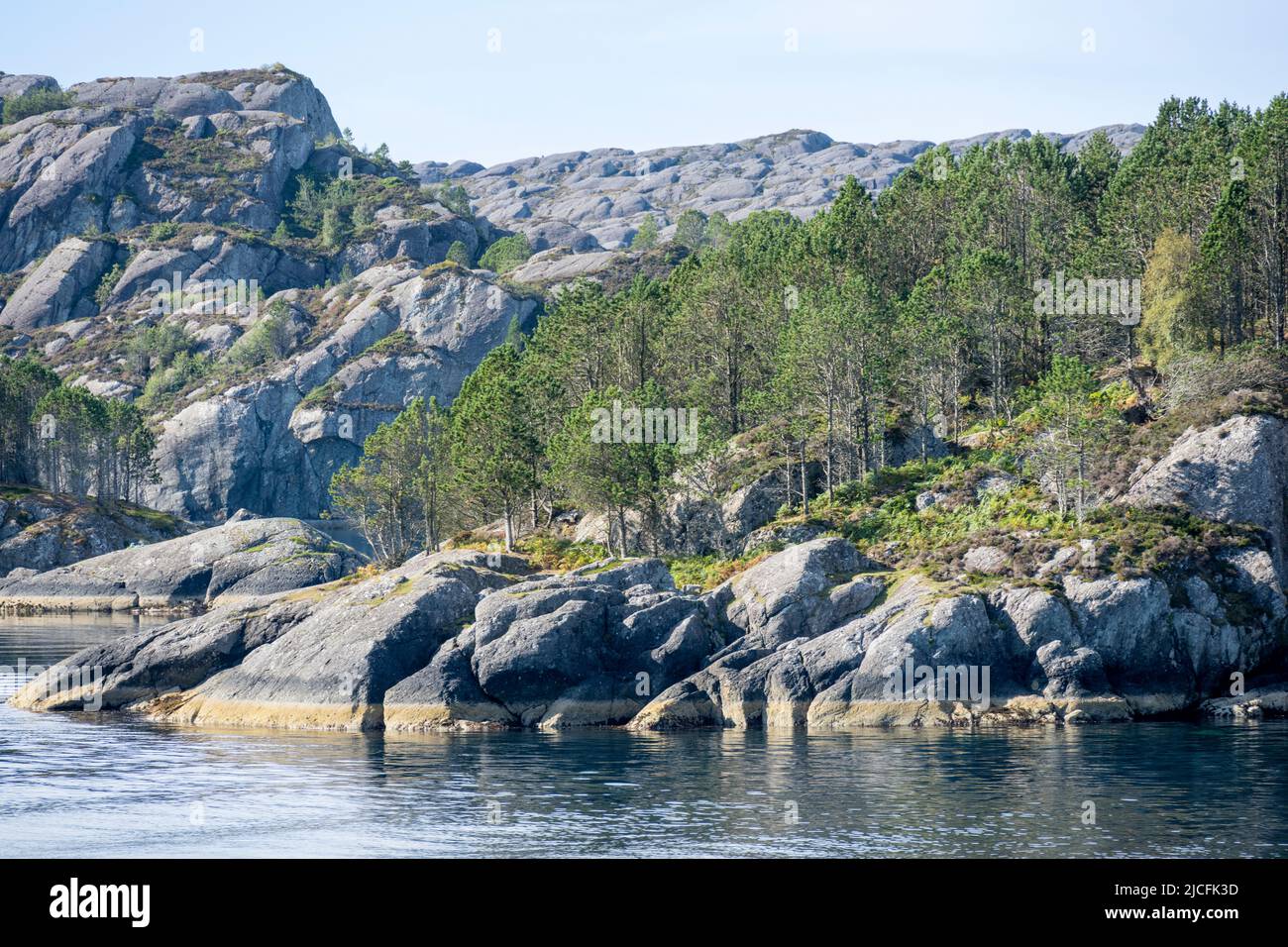 Ship at the island of ytre sula hi-res stock photography and images - Alamy