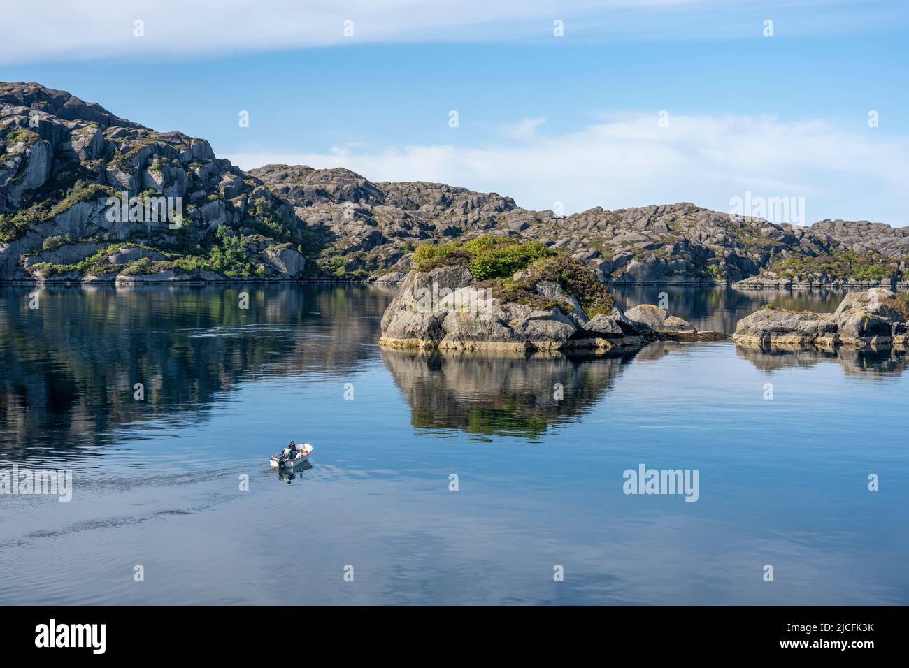 Archipelago near the island of ytre sula hi-res stock photography and ...