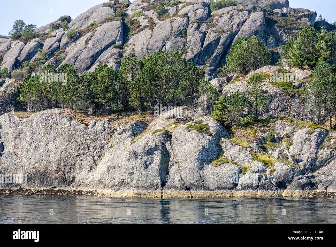 Ship at the island of ytre sula hi-res stock photography and images - Alamy