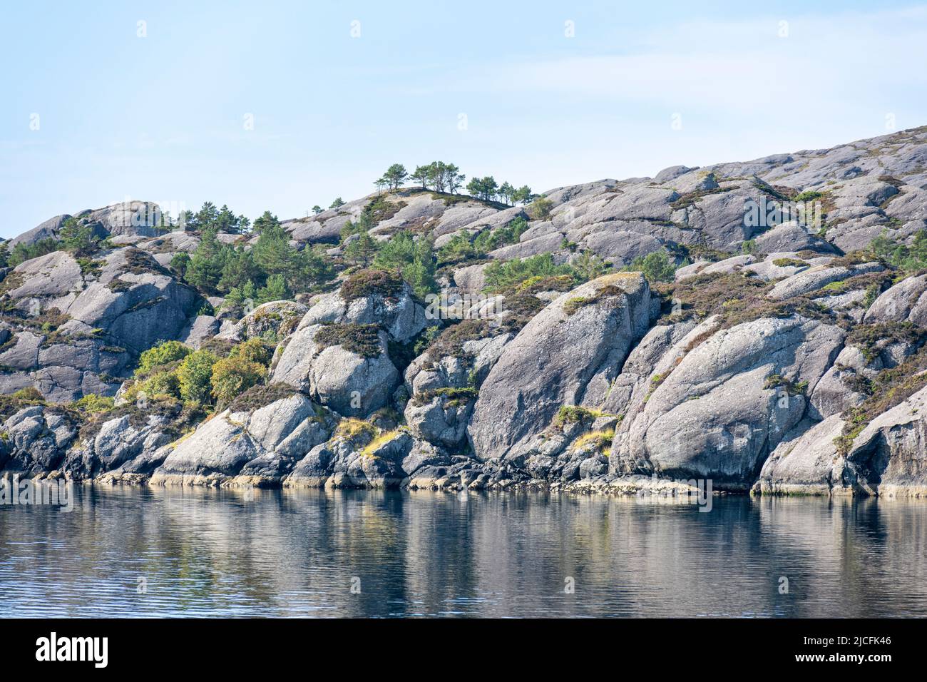 Ship at the island of ytre sula hi-res stock photography and images - Alamy