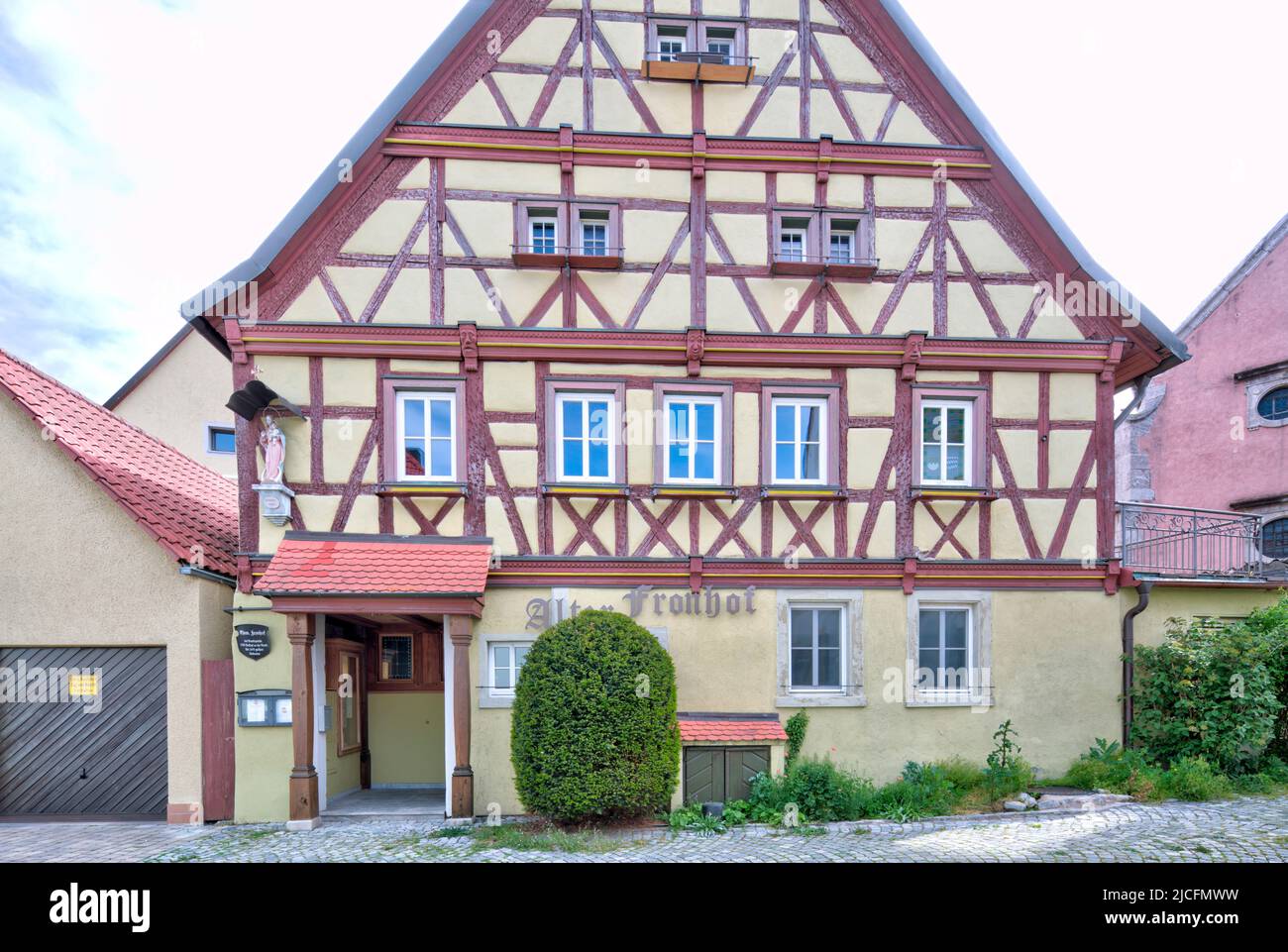 Old Fronhof, restaurant, half-timbering, house facade, village view ...