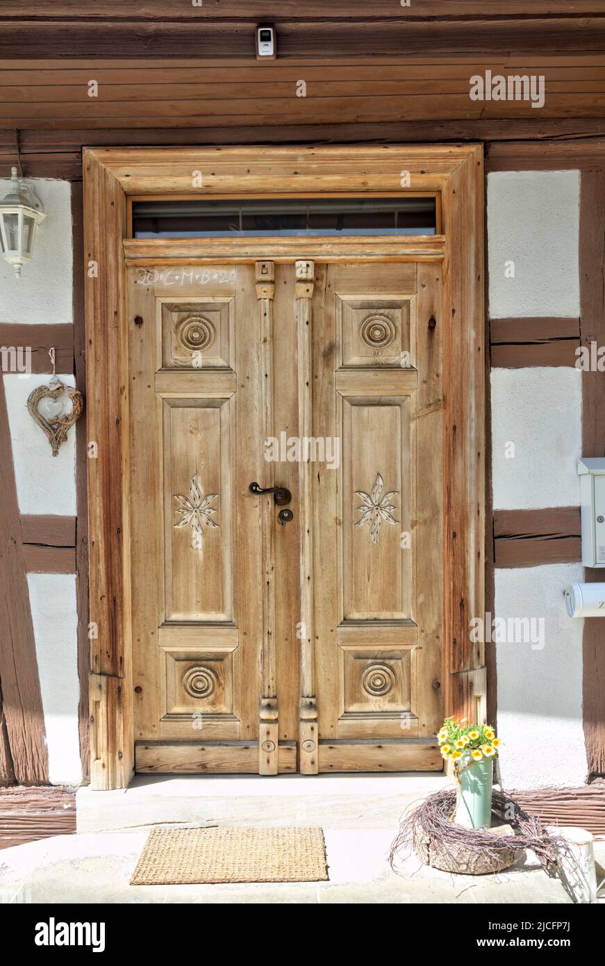 Front door, wooden door, entrance, village, Hassberge, Untermerzbach ...