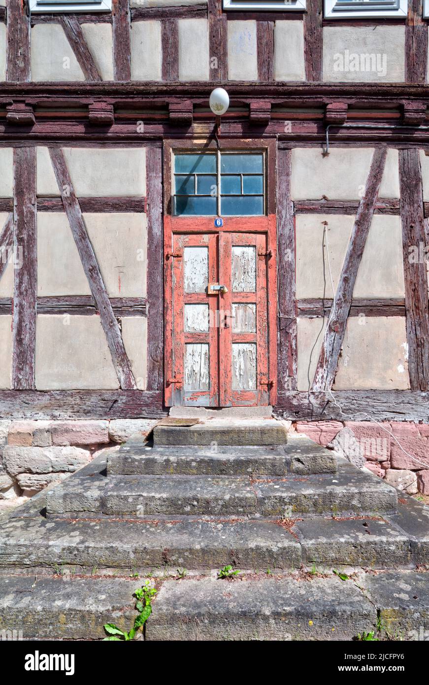 Old school, front door, entrance, vacancy, house facade, half-timbered ...
