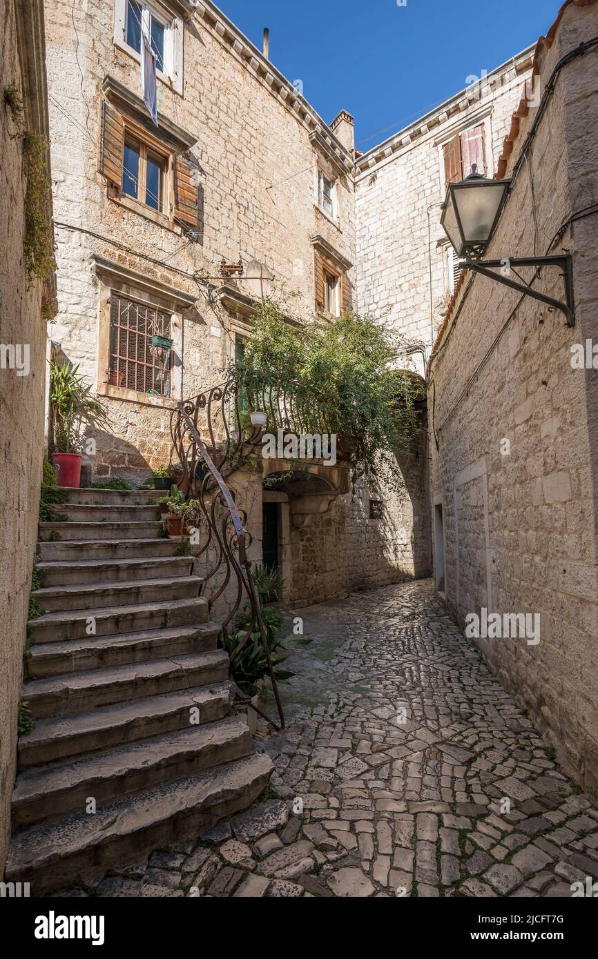 Old heritage staircase hi-res stock photography and images - Alamy