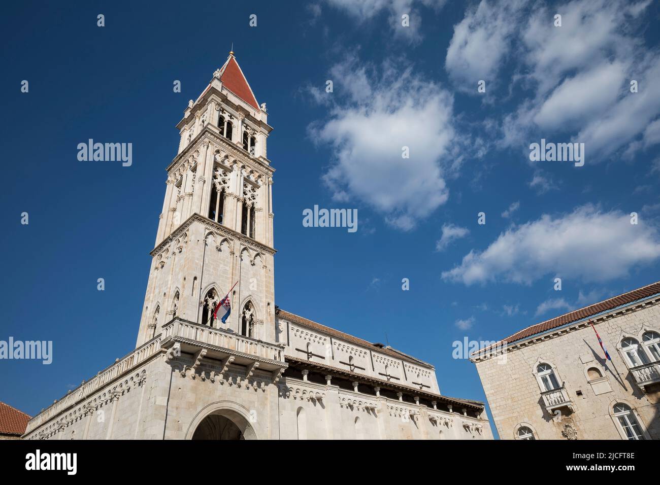 Cathedral of st lawrence hi-res stock photography and images - Alamy