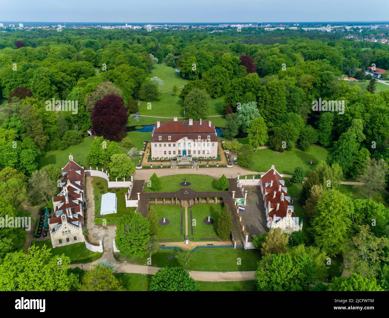 Branitz Castle and Park: The English-style landscape park created by ...