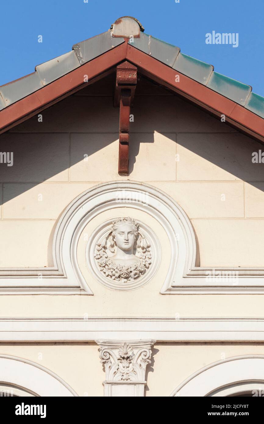 Ornate roof gable, residential building, Elsfleth, Wesermarsch County ...