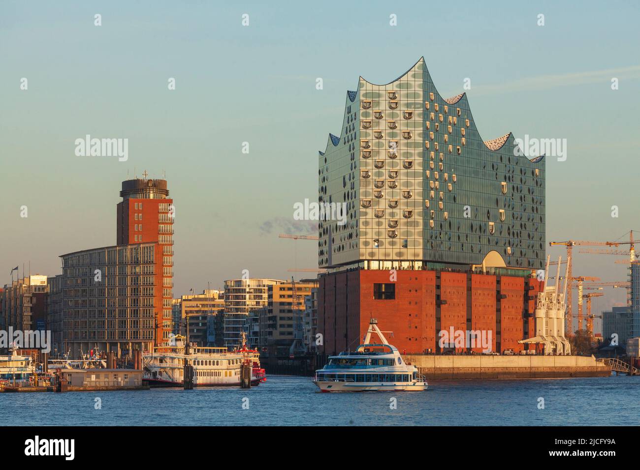 Elbphilharmonie in evening light, Hamburg, Germany, Europe Stock Photo ...