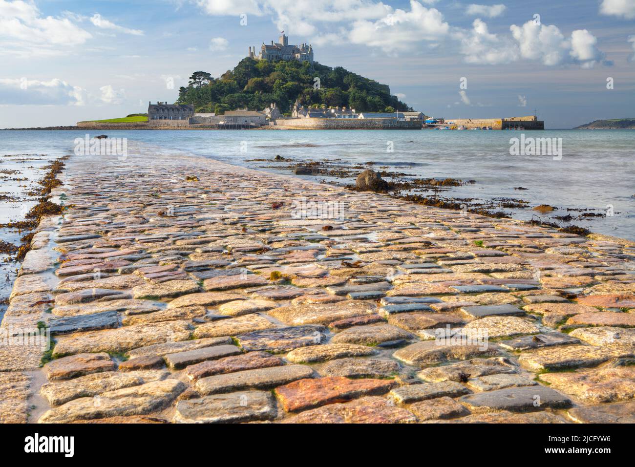 Saint michaels mount castle hi-res stock photography and images - Alamy