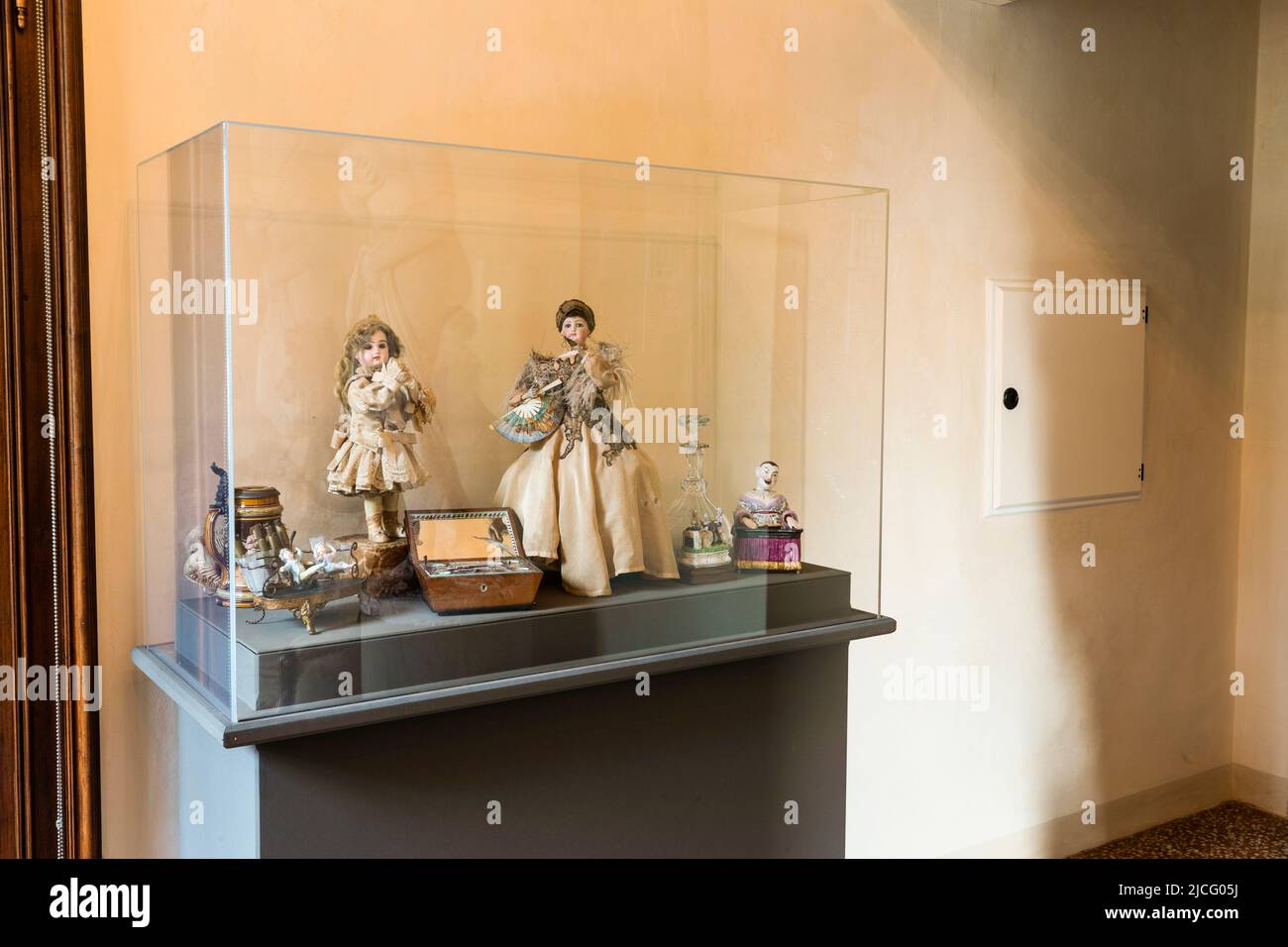Collection of Automatons and Carrilons Stock Photo - Alamy