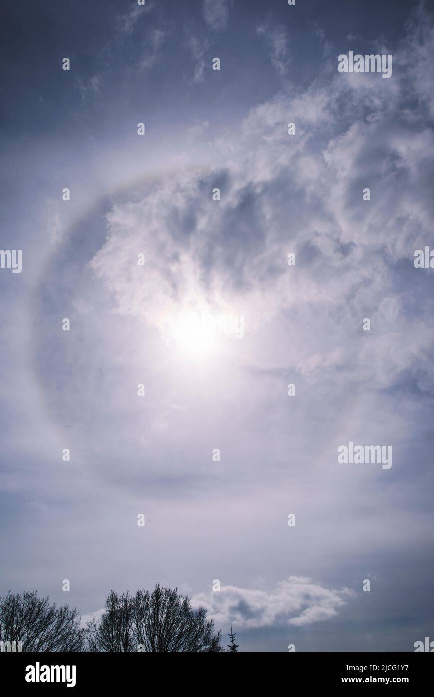 Sky, sun, backlight, halo Stock Photo - Alamy