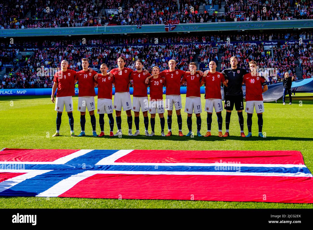 Oslo 20220612.The Norwegian national team before the football match in ...
