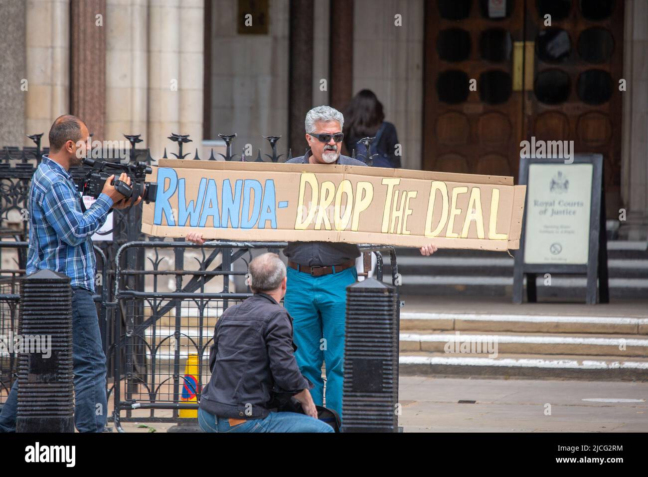 Stop rwanda plan hi-res stock photography and images - Alamy