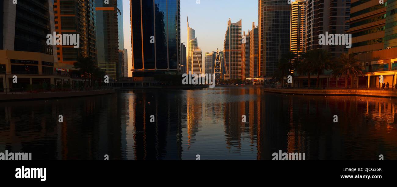 moderne Architektur, Dubai Marina, Atemberaubende Aussicht auf die ...