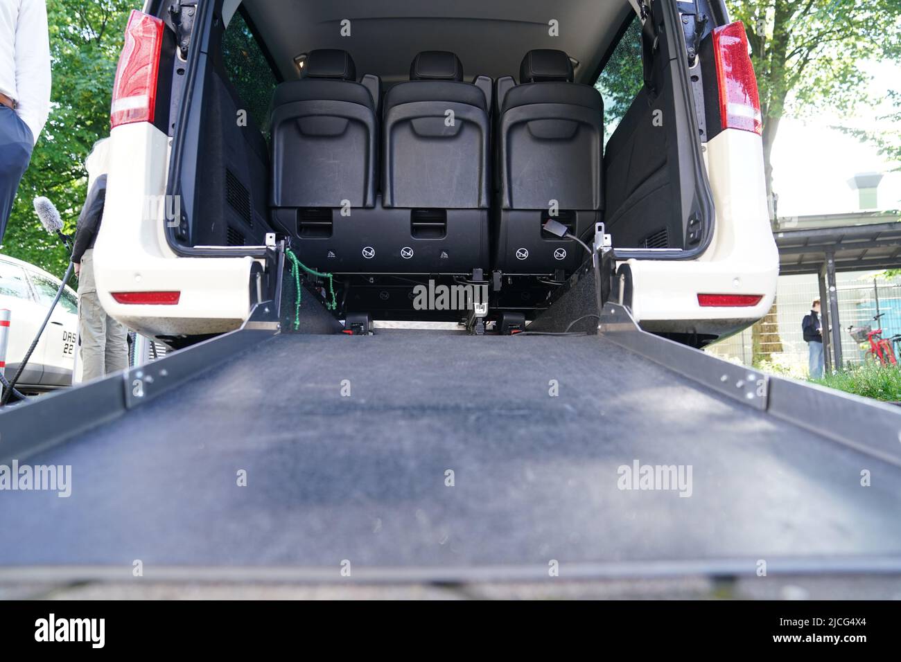 Charging ramp hi-res stock photography and images - Alamy
