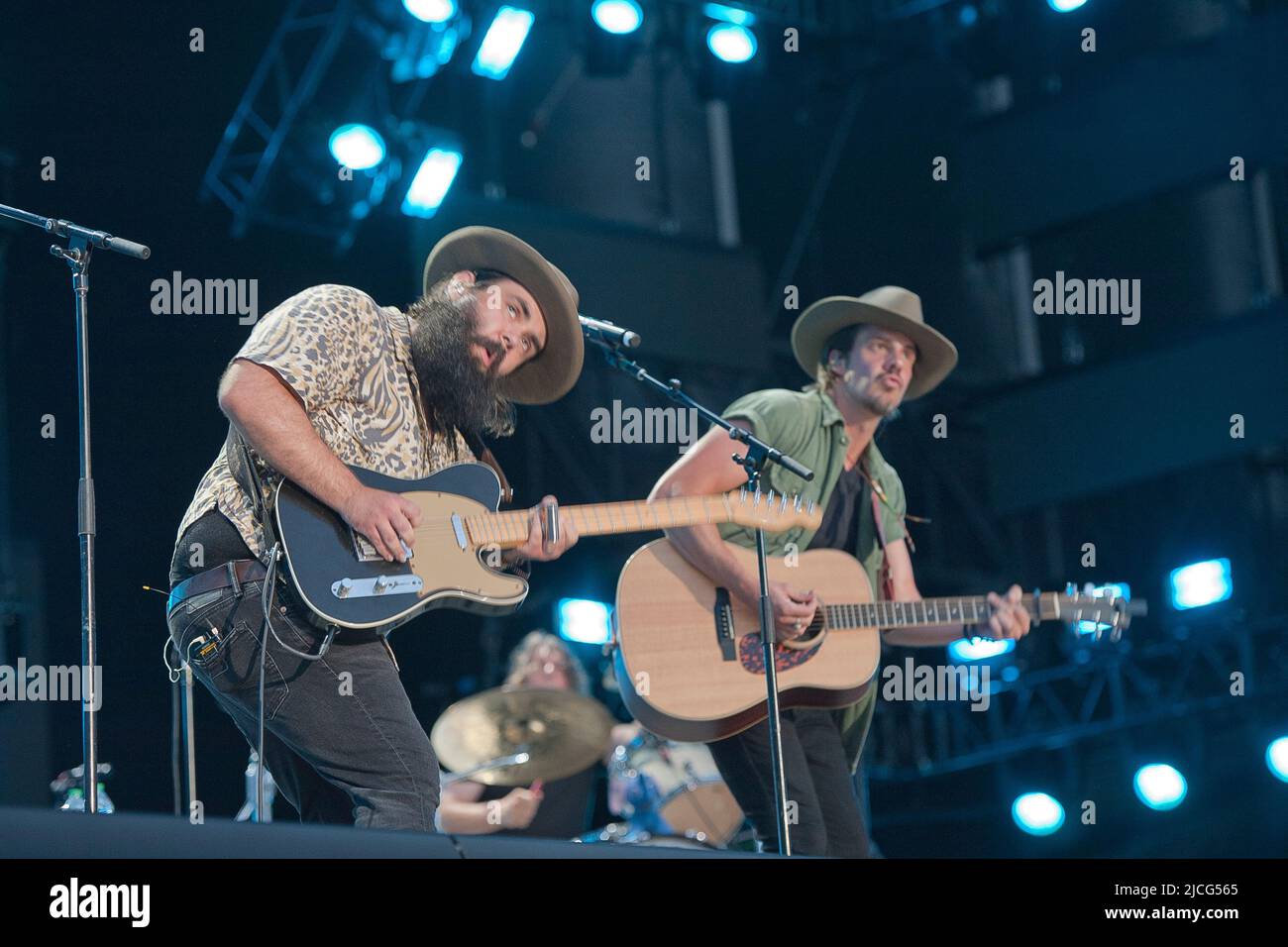 June 12, 2022 - Nashville, Tennessee; USA Musicians EVERETTE as they ...