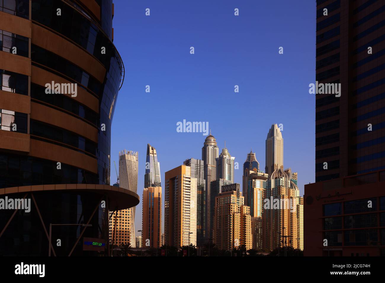 Berühmt, Dubai Marina, moderne Architektur und Atemberaubende Aussicht ...
