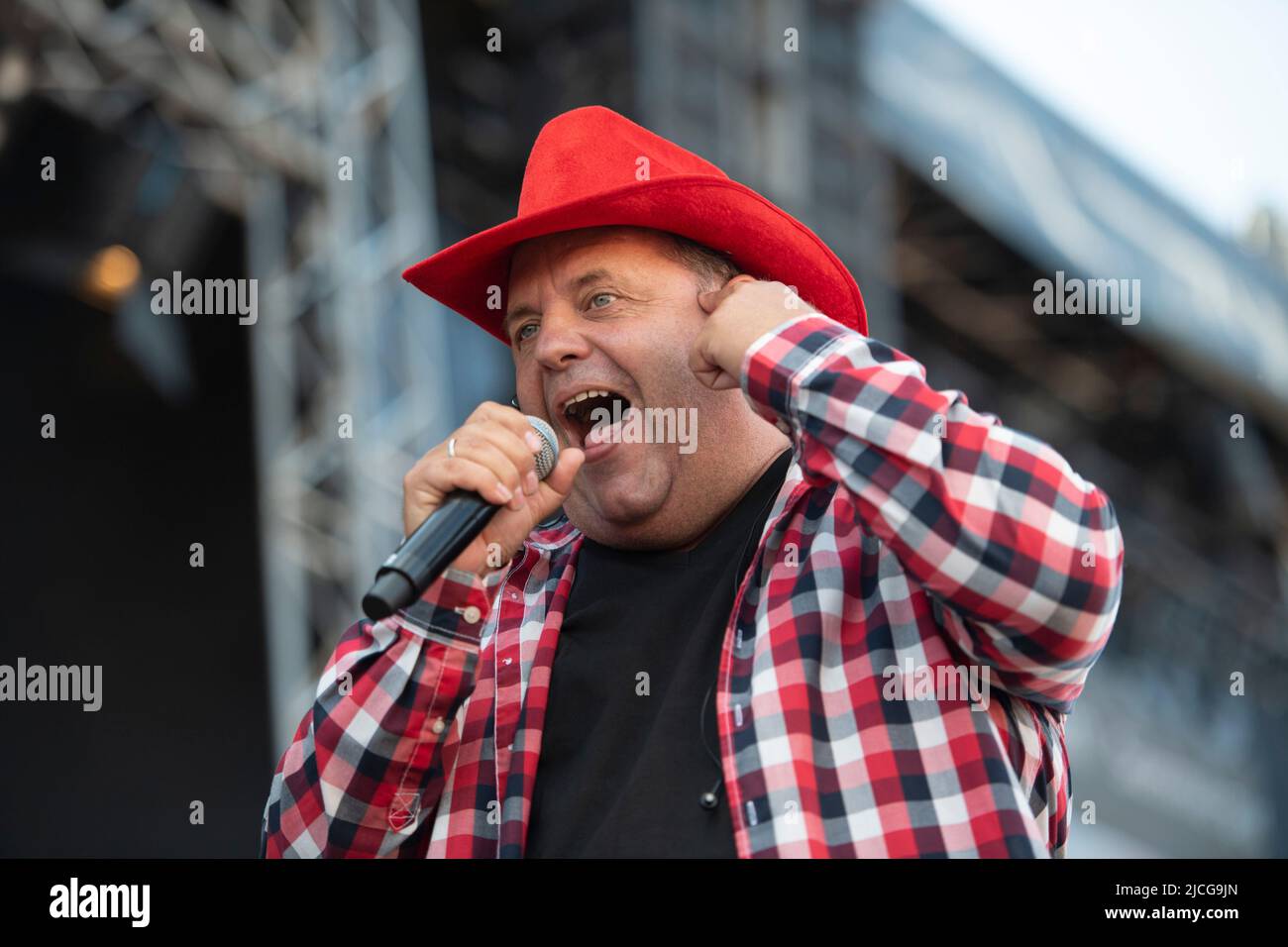 Markus BECKER, singer, pop singer, musician, singing, singing, concert ...