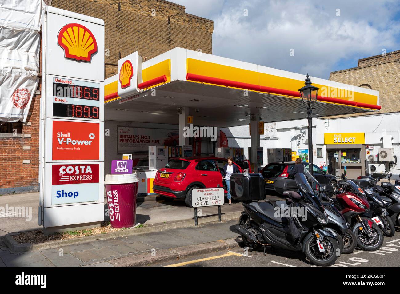 Drivers seen filling their cars at a Shell petrol station at South ...