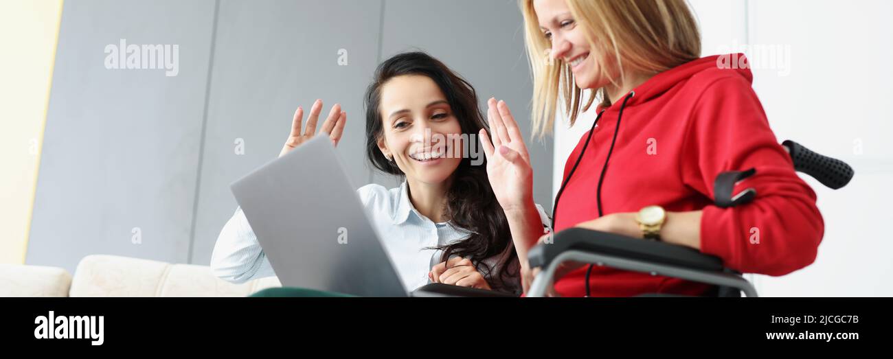 Hello sister hi-res stock photography and images - Alamy