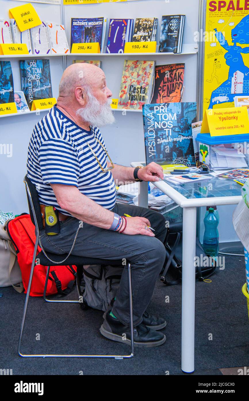 Goldflam hi-res stock photography and images - Alamy