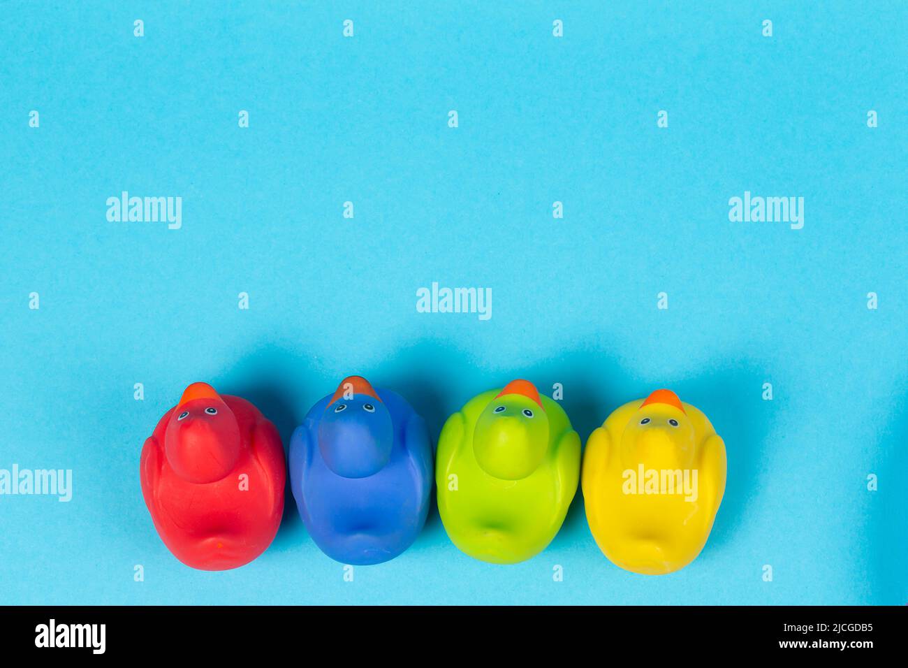 Rubber duck from above hi-res stock photography and images - Alamy