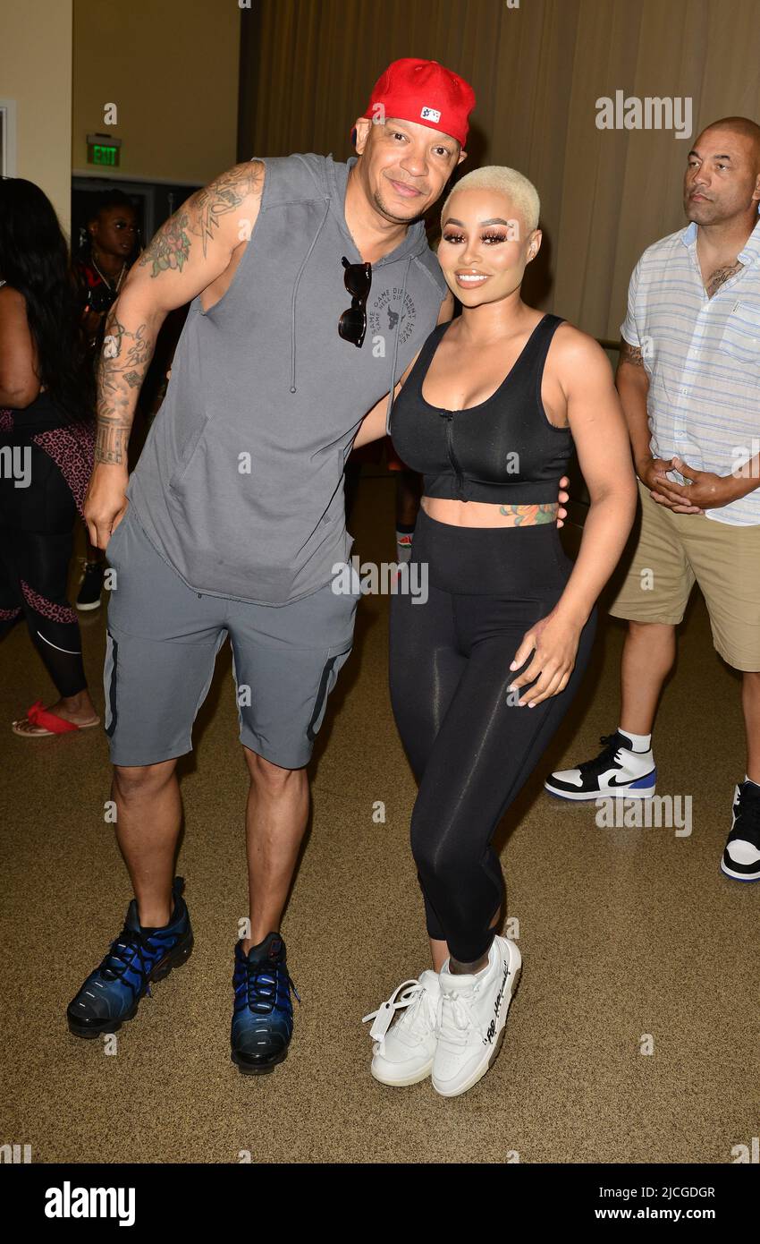 PEMBROKE PINES, FL - JUNE 10: Peter Gunn and Blac Chyna attend ...
