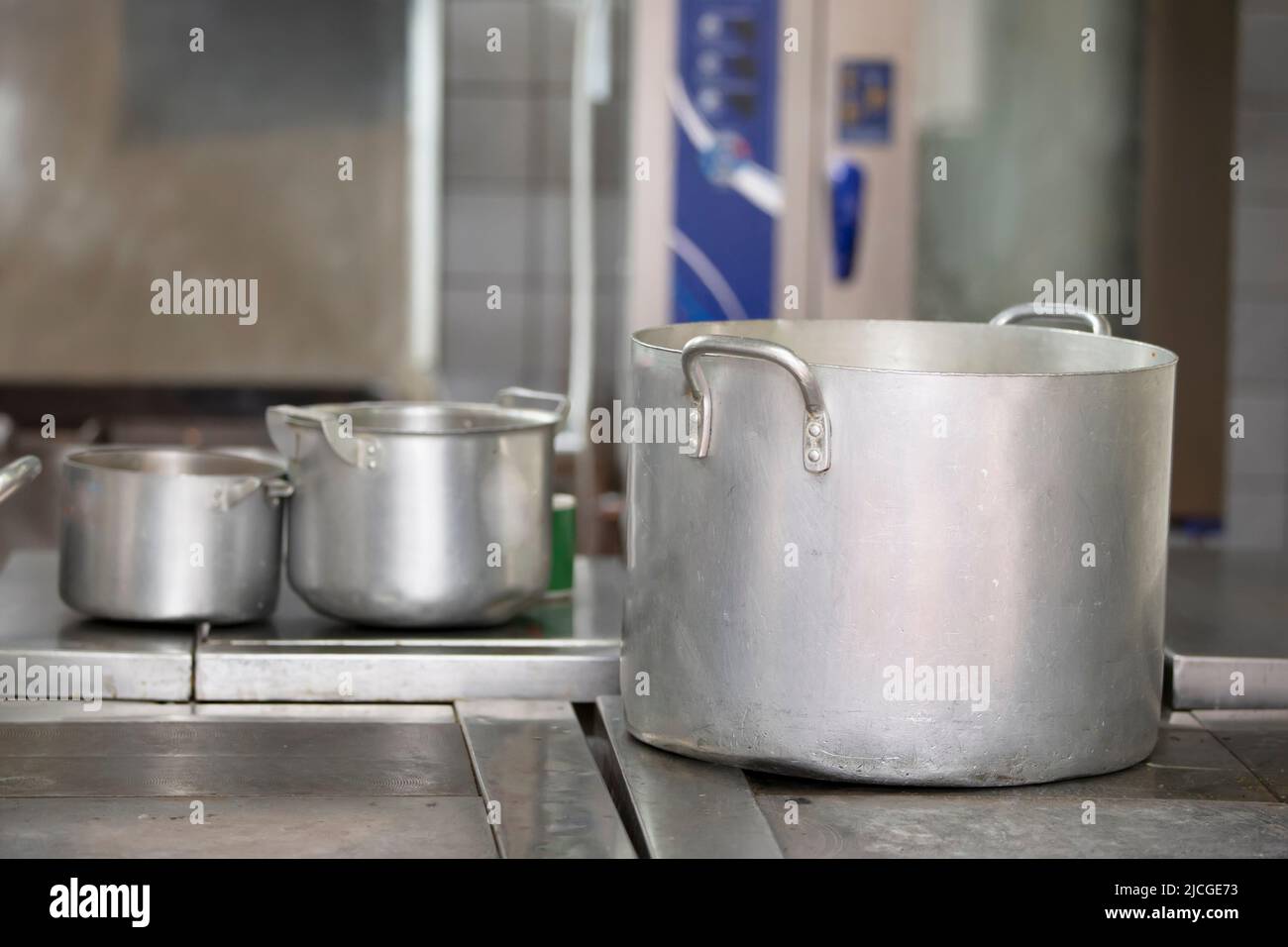 Industrial gas pot cook hi-res stock photography and images - Alamy