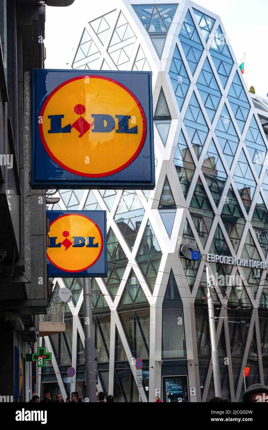 Liddle supermarket hi-res stock photography and images - Alamy