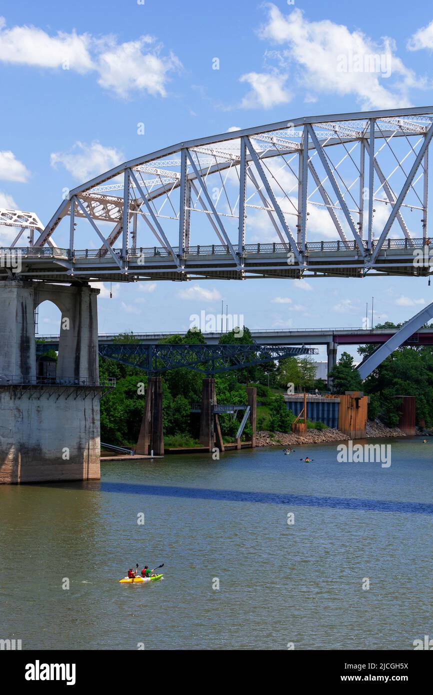 John seigenthaler pedestrian bridge hi-res stock photography and images ...