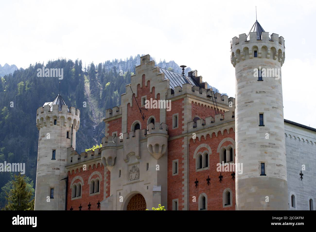 Picturesque spring landscape with the Neuschwanstein Castle, Germany ...