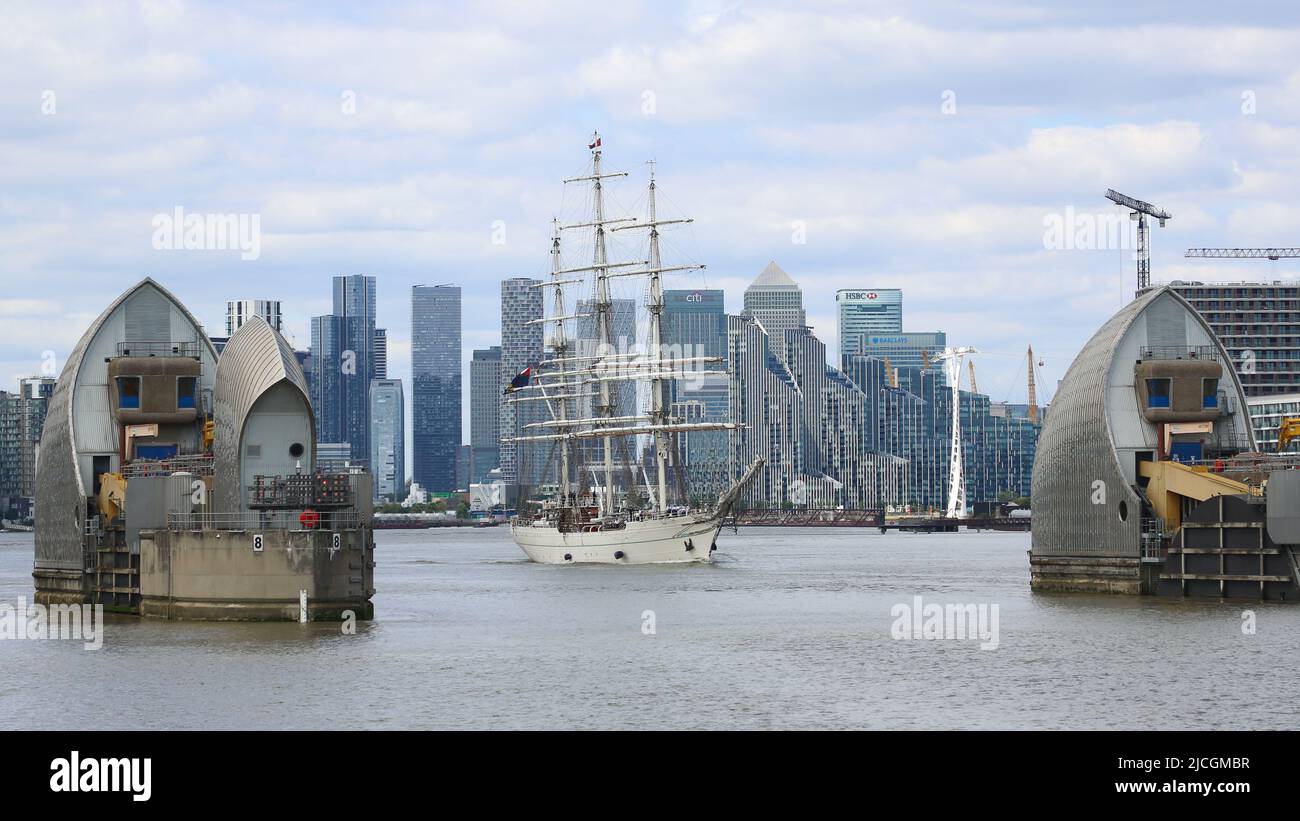 Shabab oman ii hi-res stock photography and images - Alamy