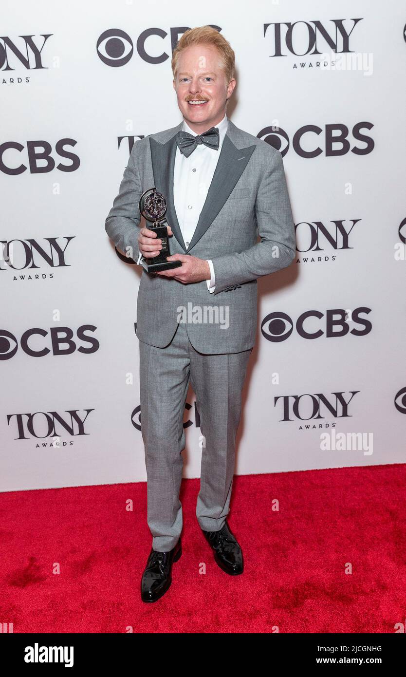 New York, United States. 12th June, 2022. Jesse Tyler Ferguson winner ...