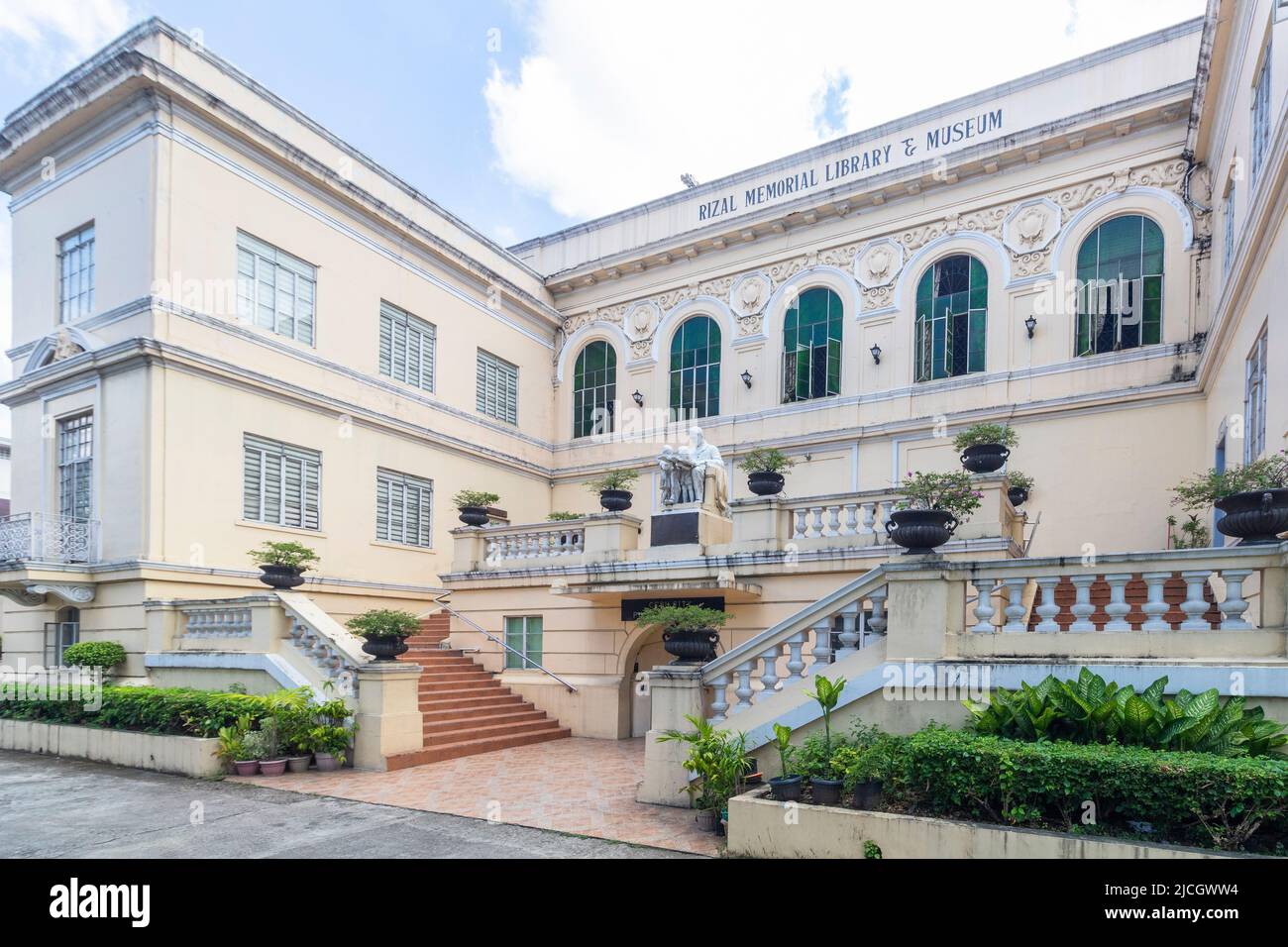 The Rizal Memorial Library and Museum in Cebu, Philippines designed by ...