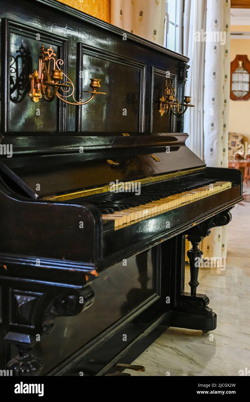 Antique Upright Piano Value