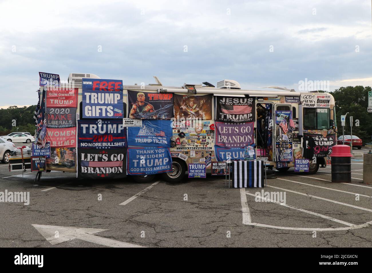 Maga van hi-res stock photography and images - Alamy