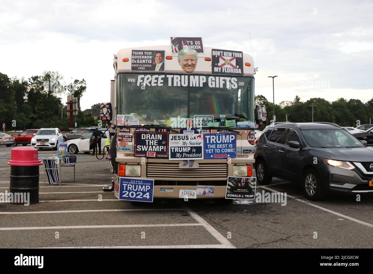 Maga van hi-res stock photography and images - Alamy