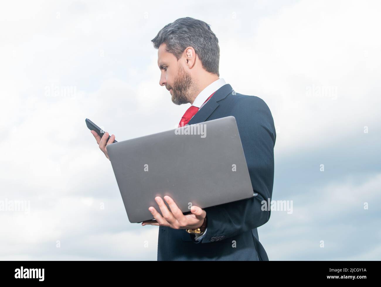 Modern checking email hi-res stock photography and images - Alamy