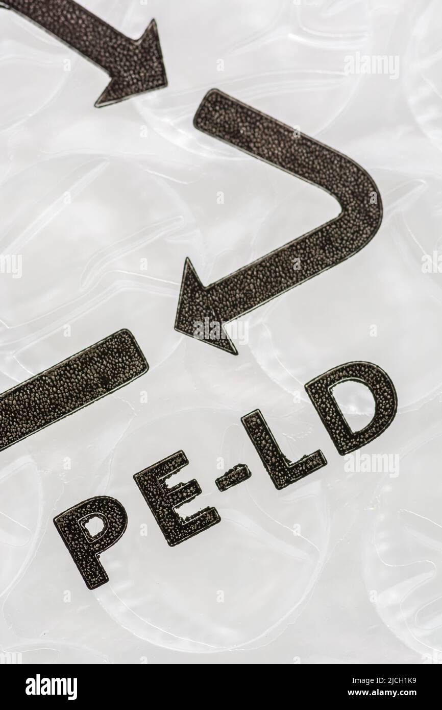 Plastic air bubble wrap made of LDPE / Low Density polythene sheet. For ...