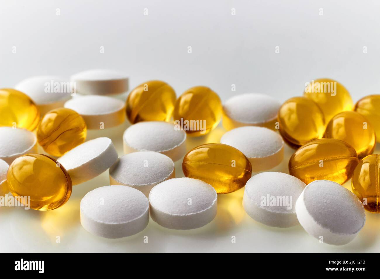 Zinc tablets and vitamin D3 capsules to strengthen immunity and protect ...