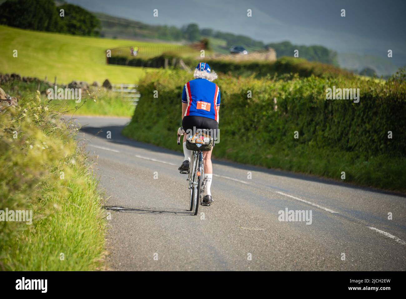 Cycling country road hi-res stock photography and images - Alamy
