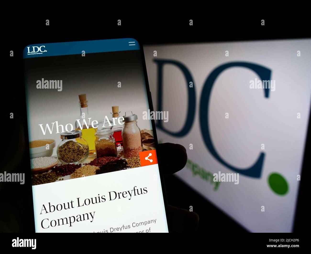 Louis dreyfus logo hi-res stock photography and images - Alamy