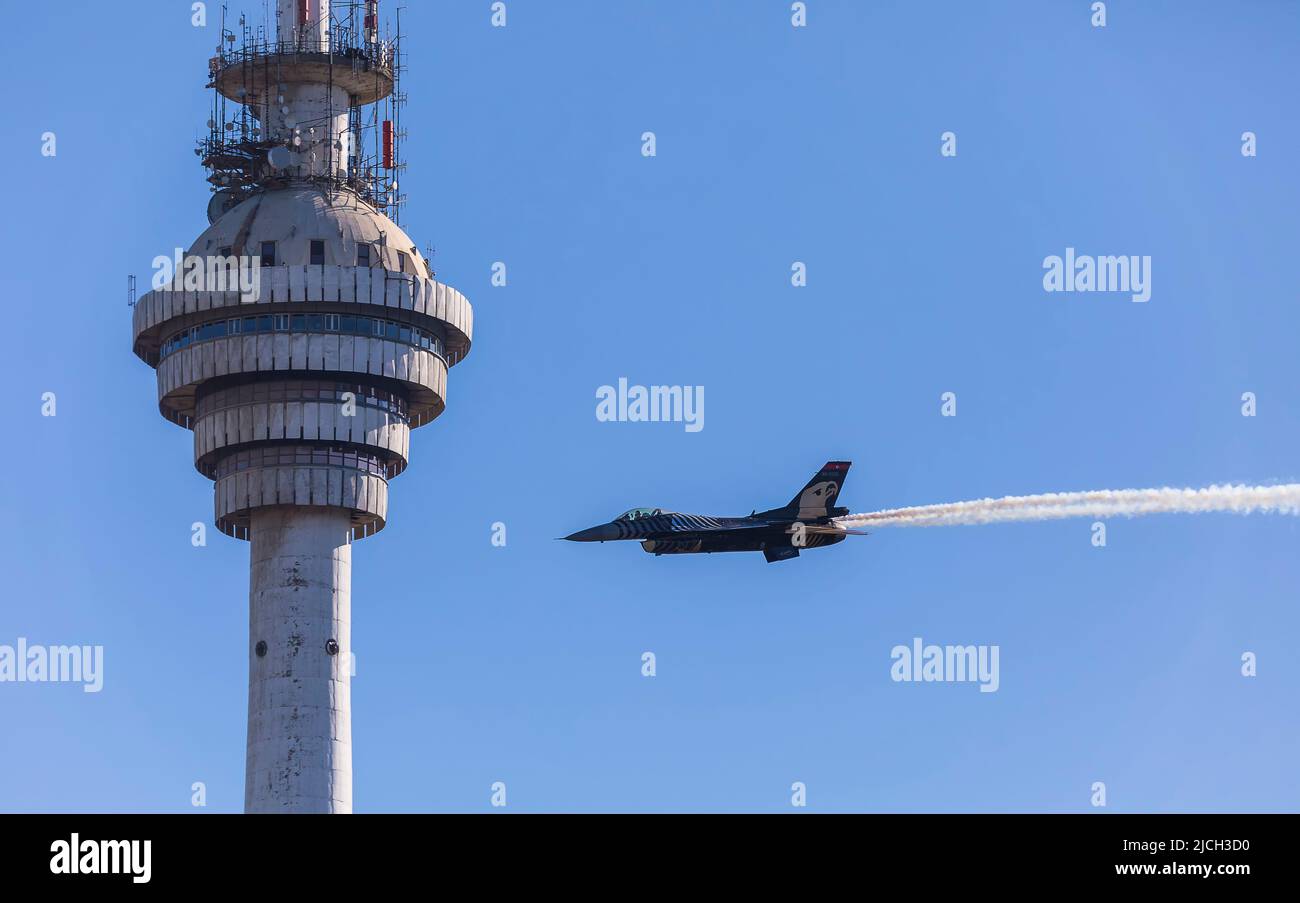 BAKU, Azerbaijan - MAY 28, 2022: Turkish Air Force Solo Aerobatics ...