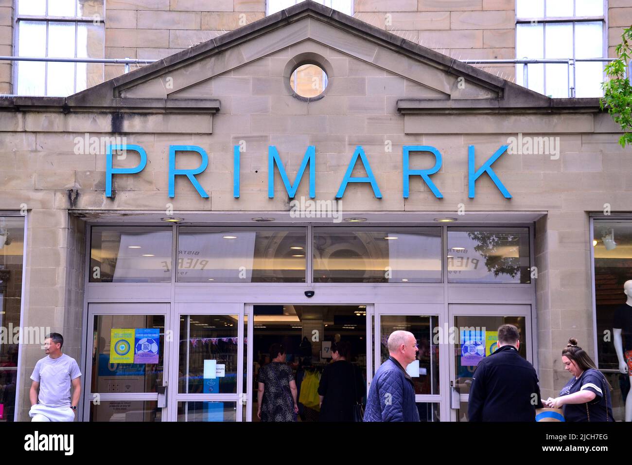 Primark signage hi-res stock photography and images - Alamy