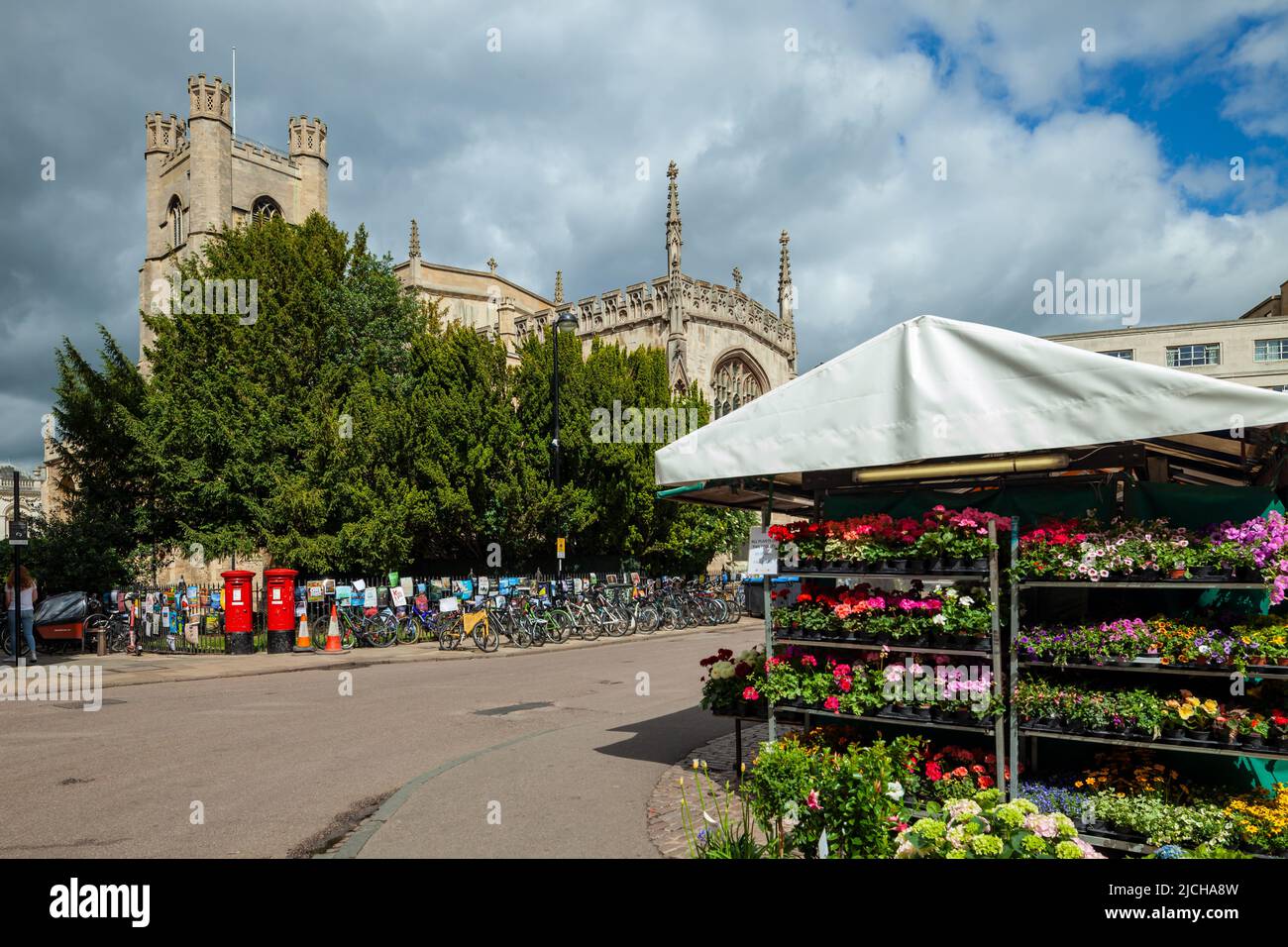 Market square city centre hi-res stock photography and images - Alamy