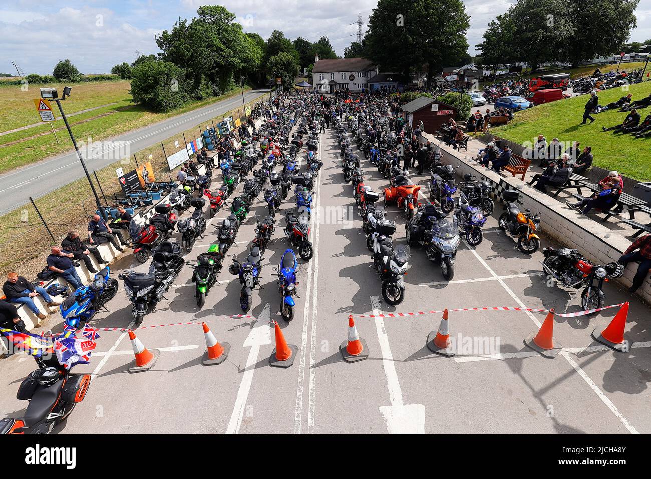 Bikers ascend on Squires Cafe Bar in North Yorkshire to go on a charity ...