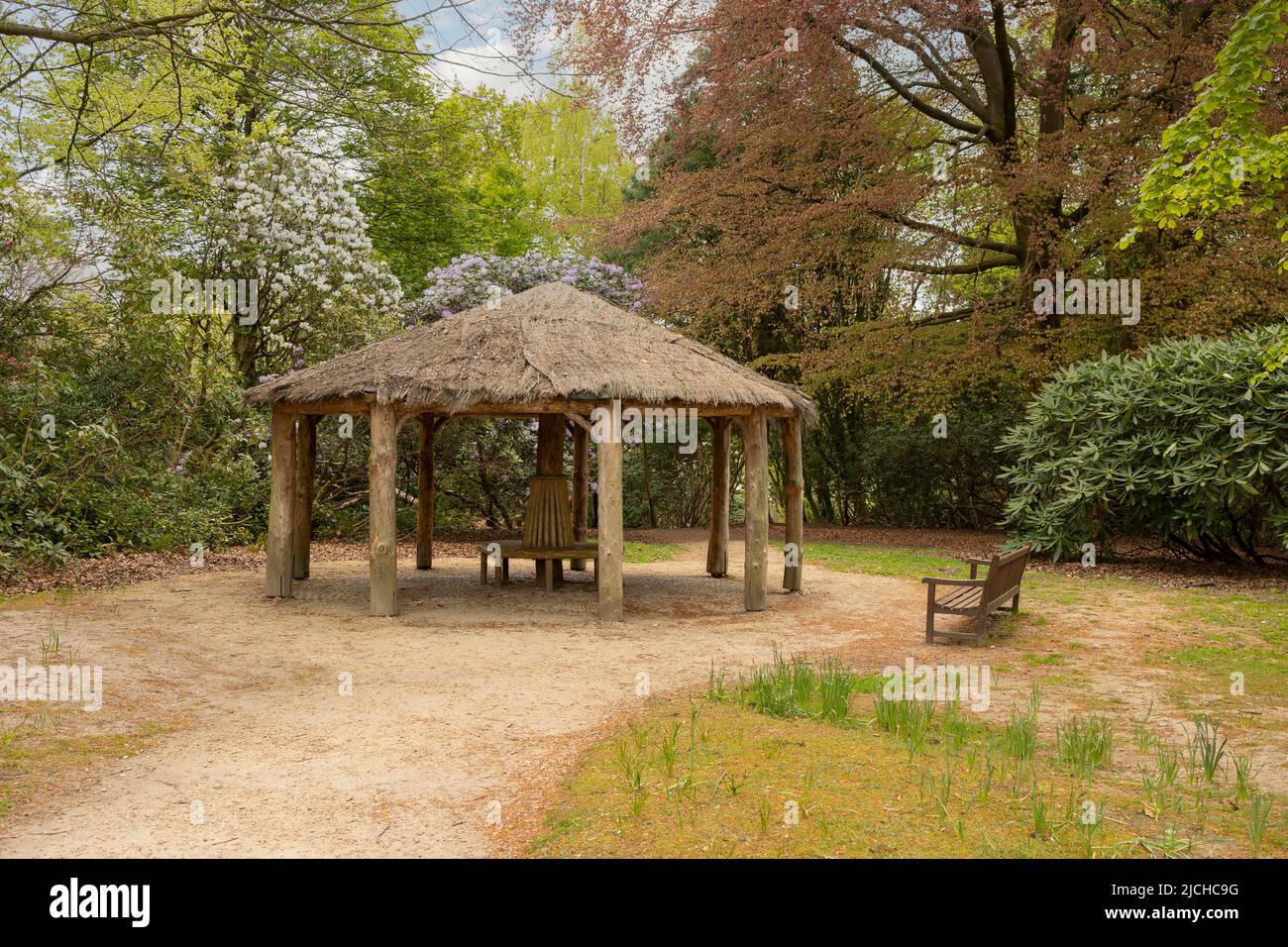 straw roofed hut in a local park Stock Photo - Alamy