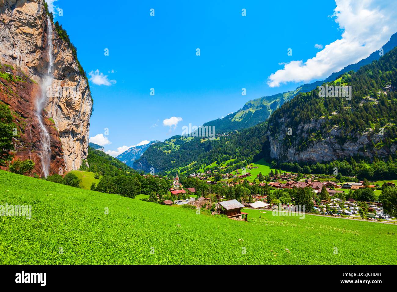 Staubbachfall Wasserfall waterfall in Lauterbrunnen valley in the ...